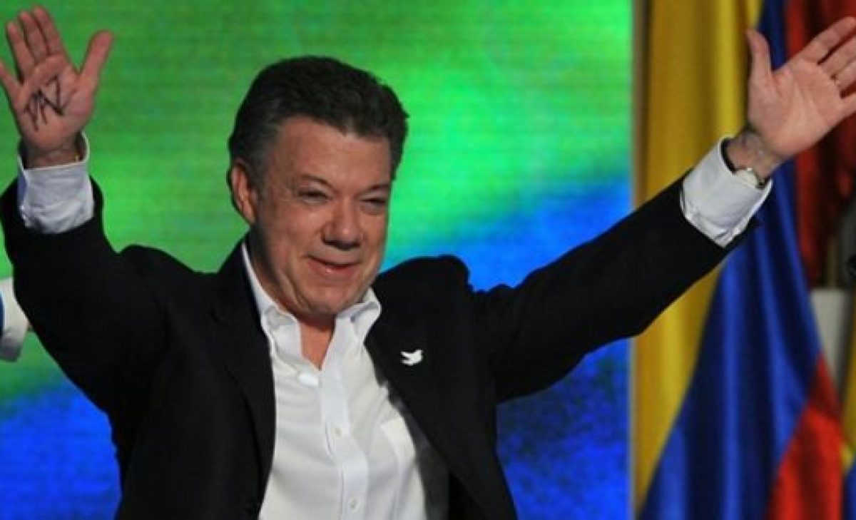 Nuevamente Santos presidente
