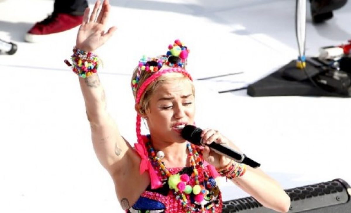 Miley Cyrus se cansó del Twerking y ahora baila el Nae Nae