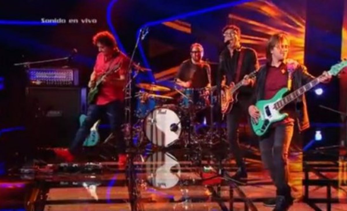 Quieres ver el reencuentro de Poligamia