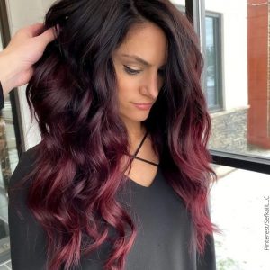 Balayage rojo, ¡estilos impactantes para tu look!