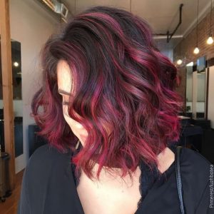 Balayage rojo, ¡estilos impactantes para tu look!