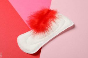 ¿Flujo marrón 10 días después de la menstruación? Causas