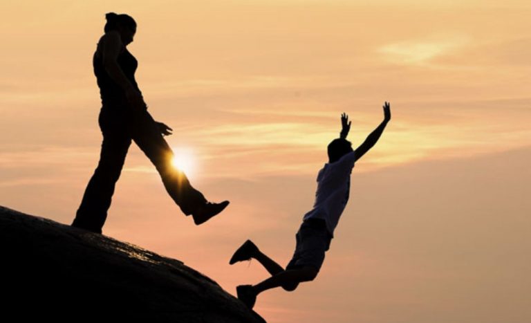 Frases de traición, ¡demuestra tu decepción!