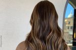 Diferencia entre mechas y rayitos que quizás no conocías