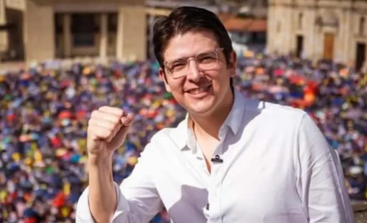 ¿Quién es el hermanastro de Miguel Uribe?