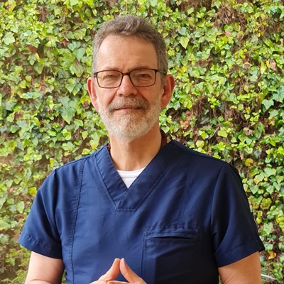 Peinados con capul y flequillo, ¡para grandes y chicas!